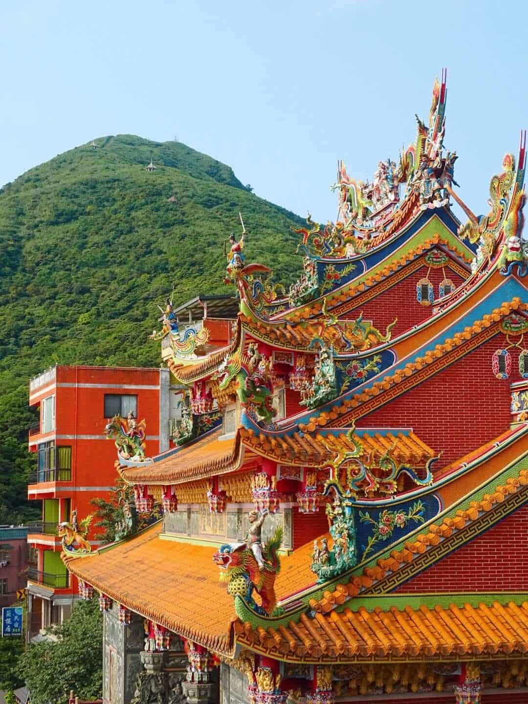 Taipei To Jiufen & Shifen Day Trip: Transport, Itinerary + Tips