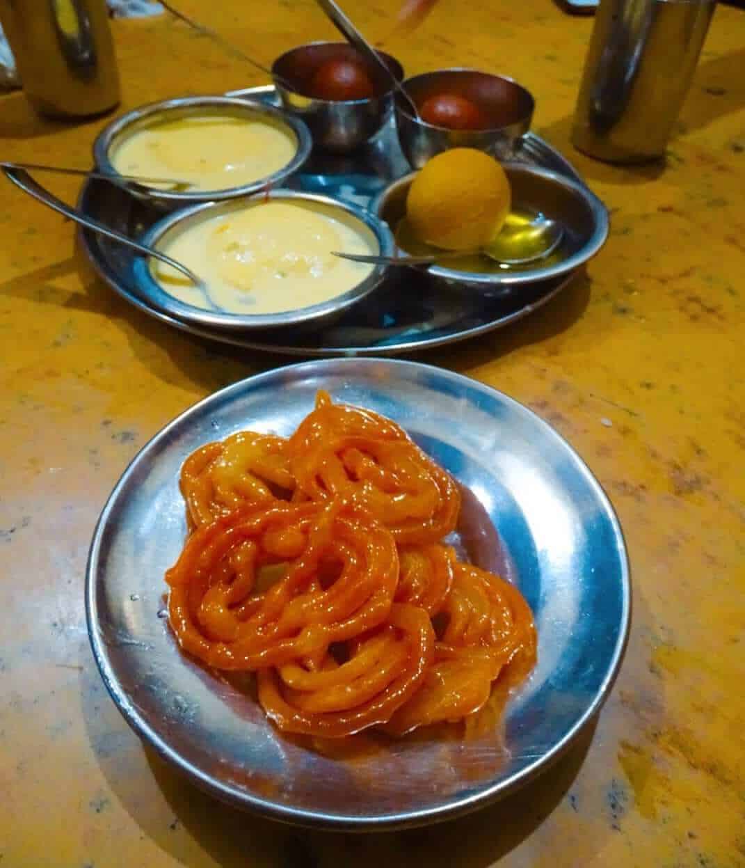 16 Best Cafes in Rishikesh For Coffee & Food - Where Goes Rose?
