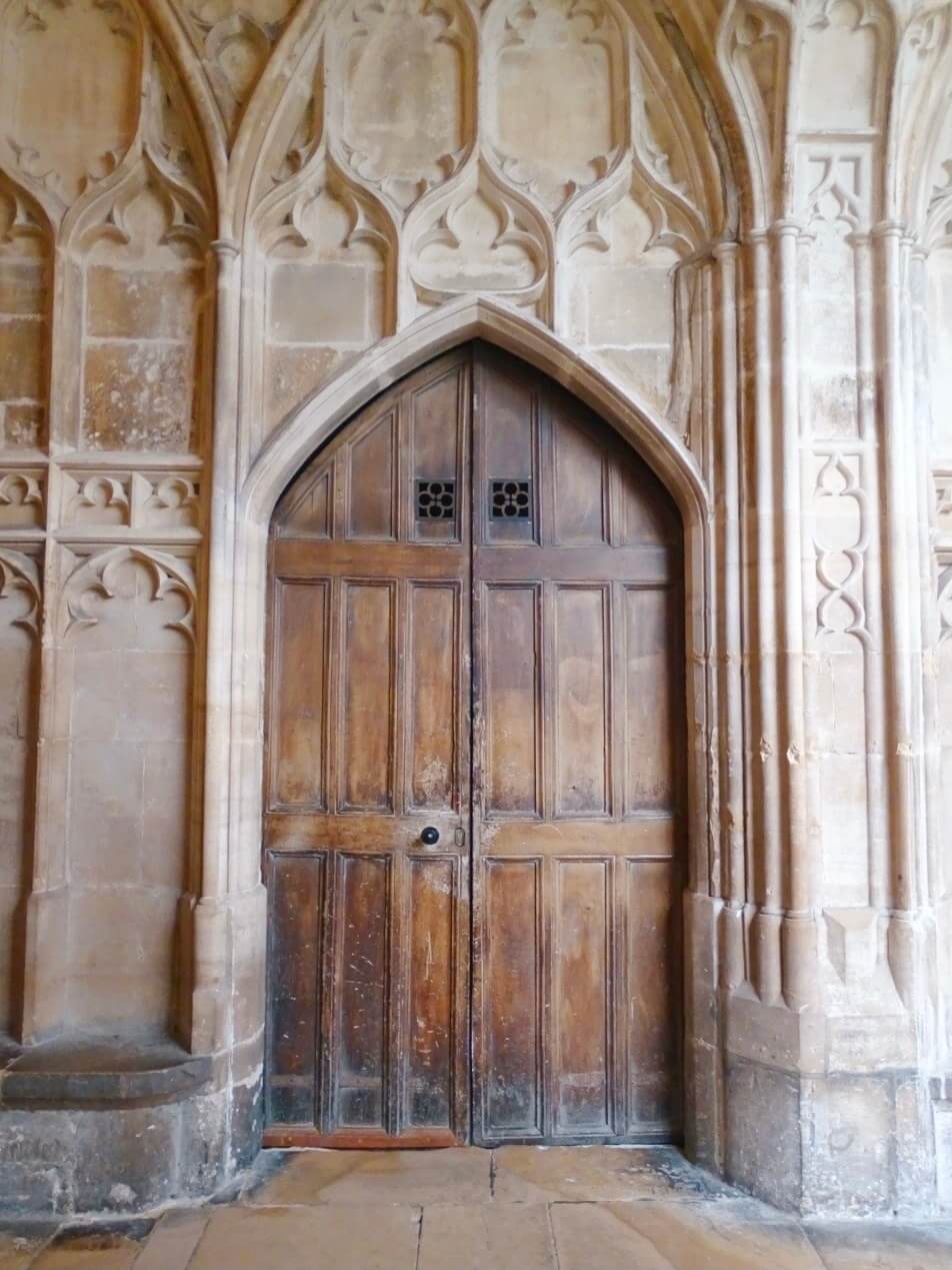 8 Gloucester Cathedral Harry Potter Filming Locations - Where Goes Rose?