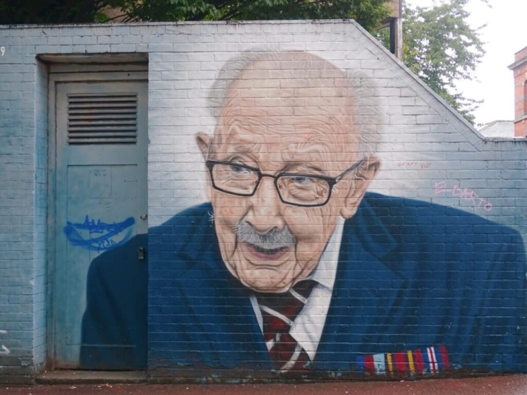 Manchester Street Art: Self-Guided Walking Tour - Where Goes Rose?