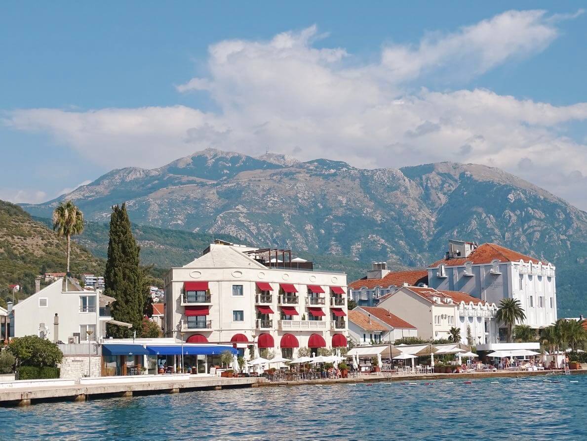 EPIC Montenegro Itinerary For 5-10 Days (No Car Needed!)